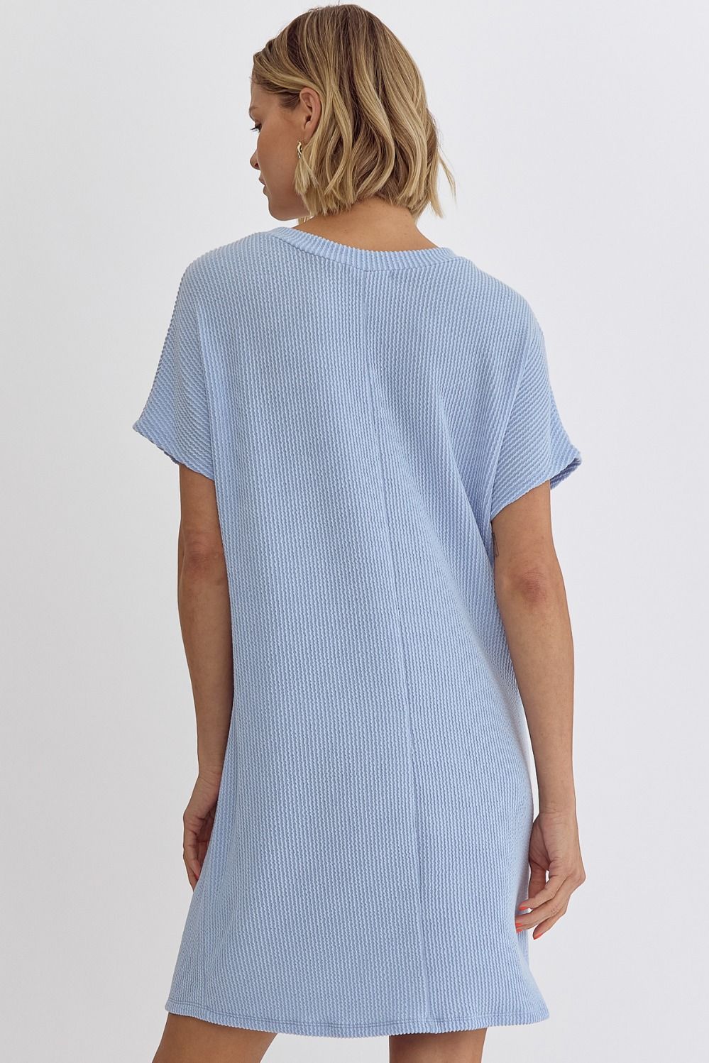 Find Your Perfect Entro Outfit: Dresses, Tops, & Clothing Online ...